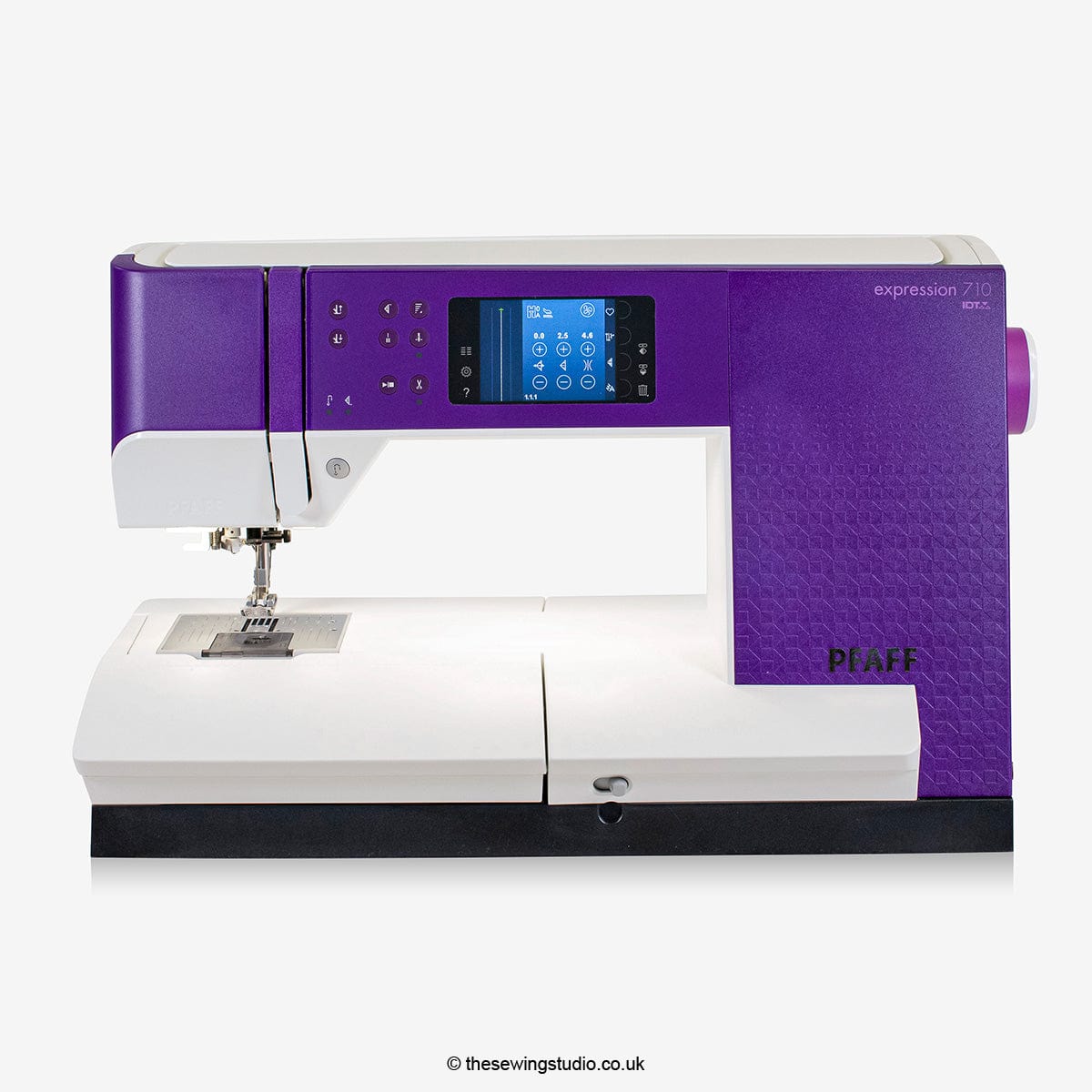 Pfaff Quilt Expression 710 Machine: Review & Shop
